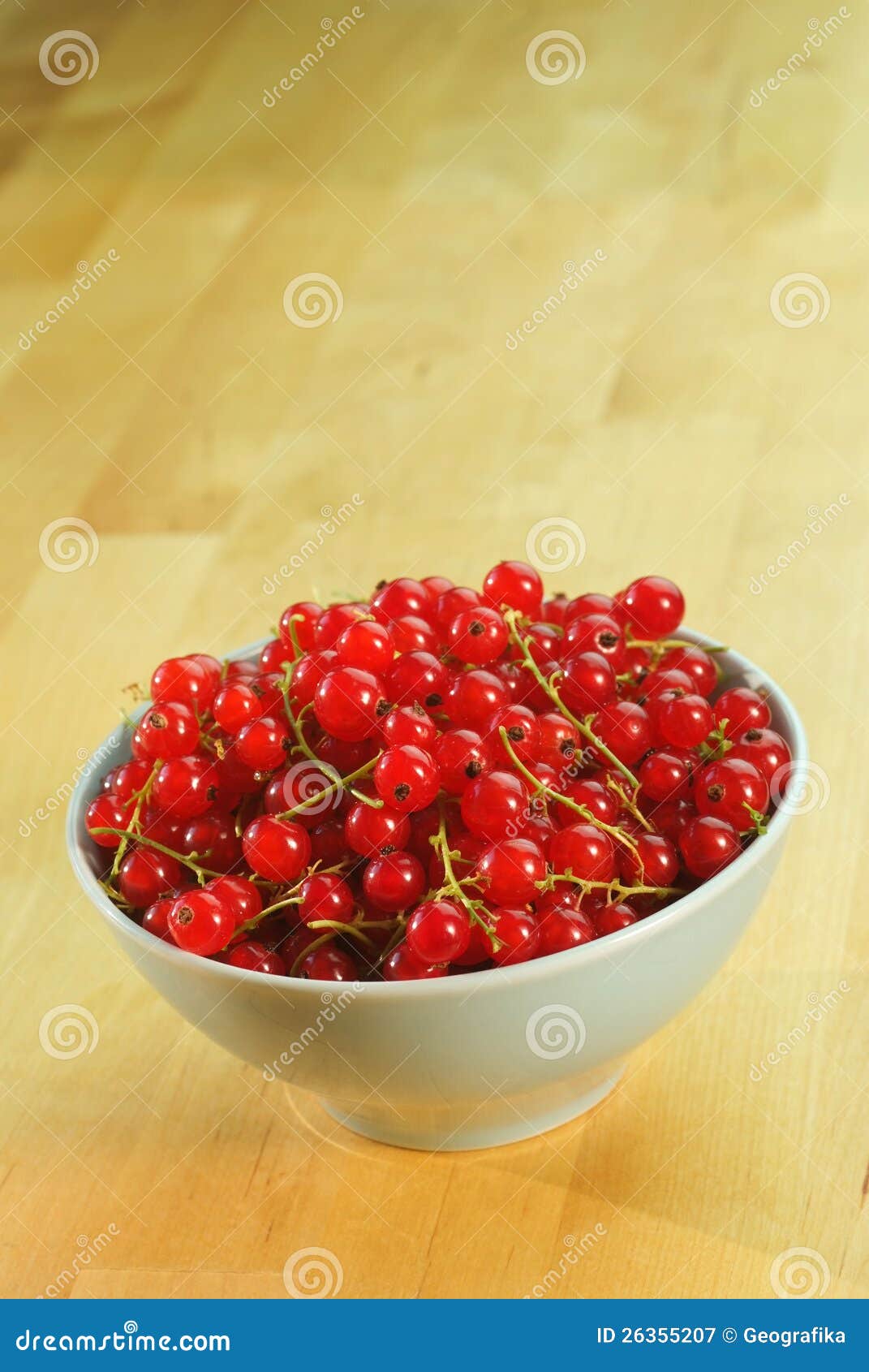 Red Currant Fruits in a Bowl Stock Image - Image of harvest ...
