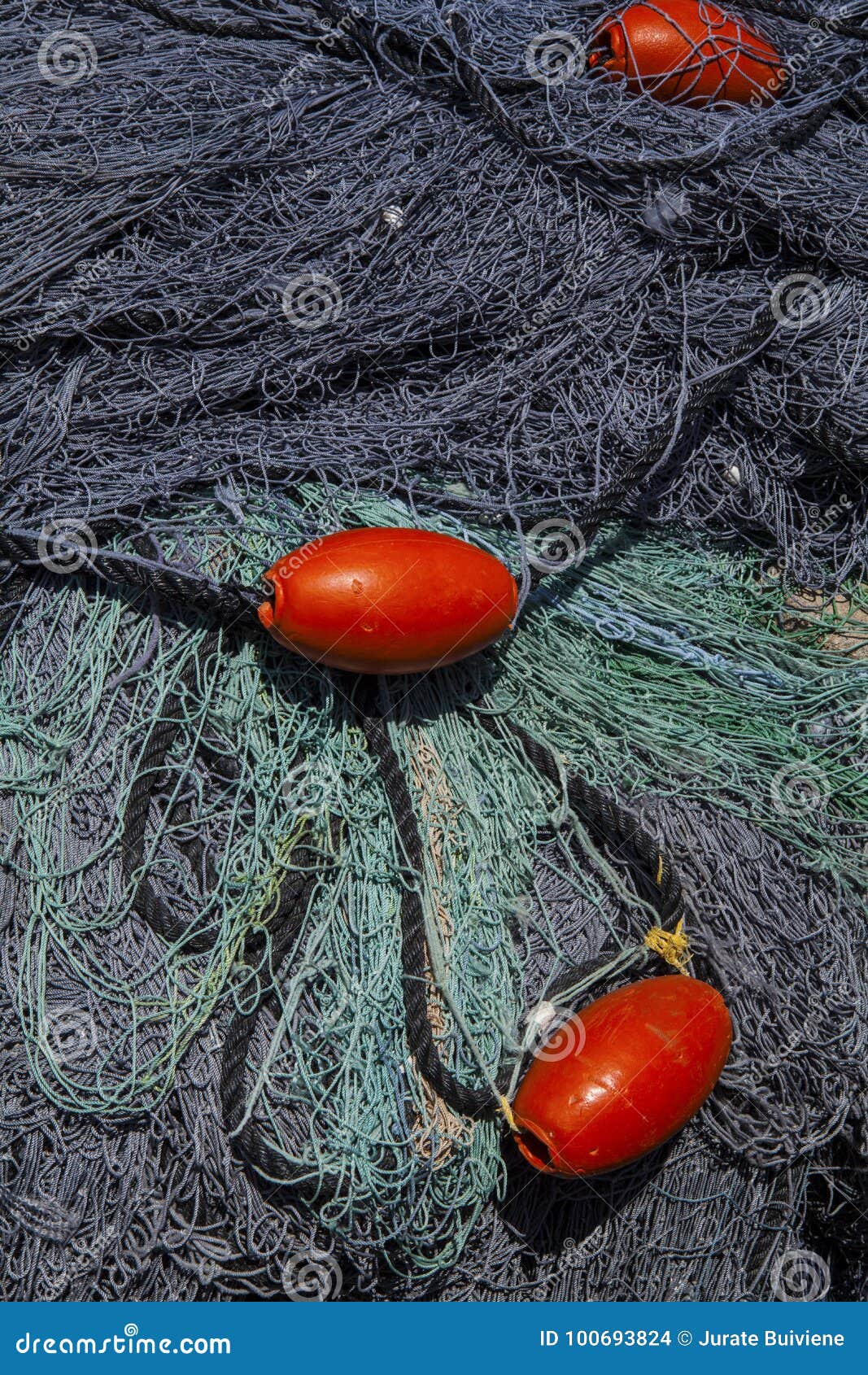 Red de pesca foto de archivo. Imagen de fishnet, viejo - 100693824