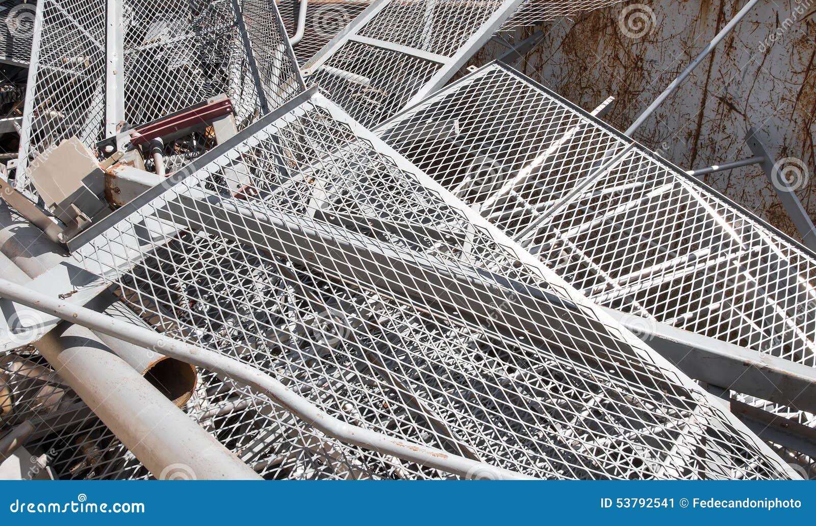 RED Del Hierro Y Del Material Ferroso Imagen de archivo - Imagen de ...