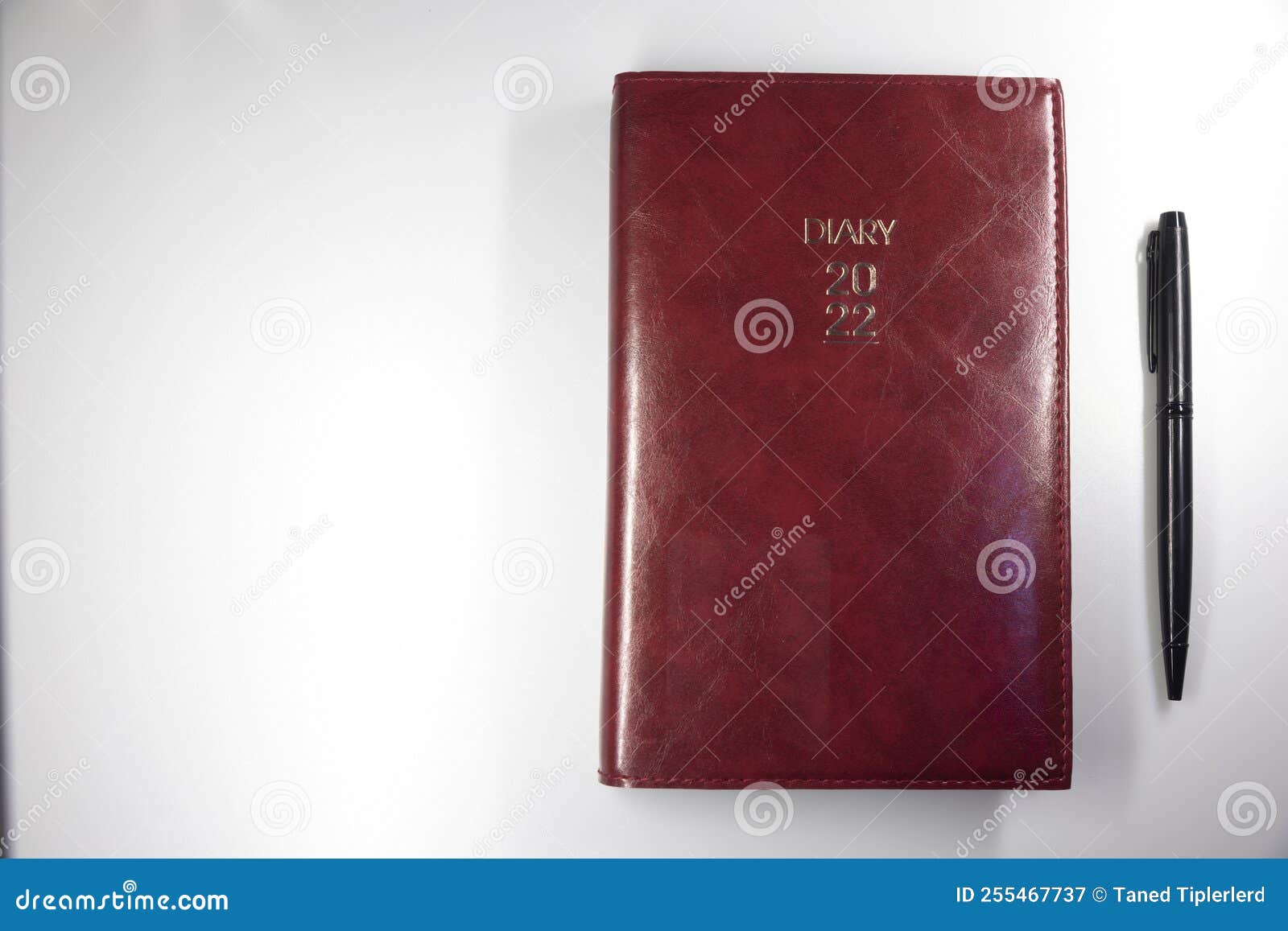 The Red 2022 Diary ,record the Memo with the Black Pen are on the White ...