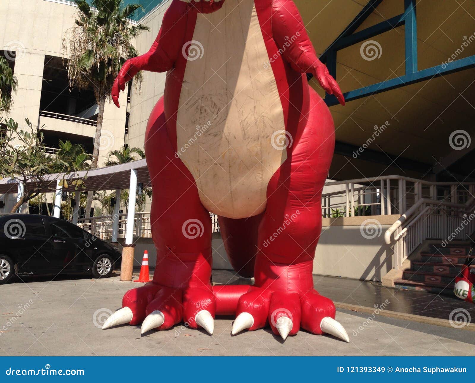 Dinosaur stock image. Image of dinosaur, huge, gigantic - 121393349