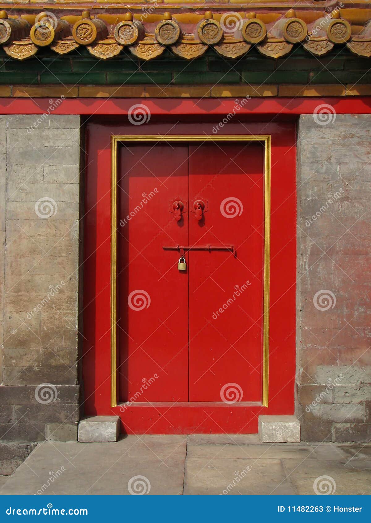 Red Door stock image. Image of closed, asia, decorative - 11482263