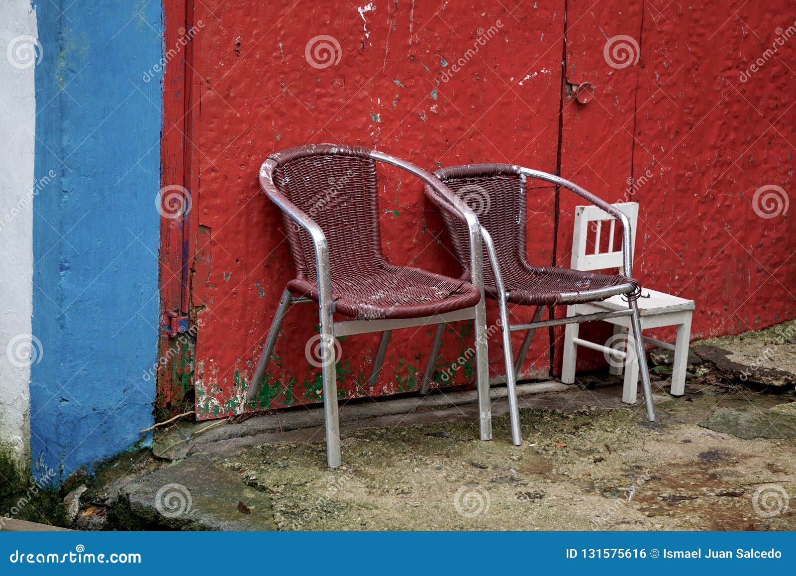 The Red Door Texture Pattern Stock Photo - Image of ruins, editorial ...