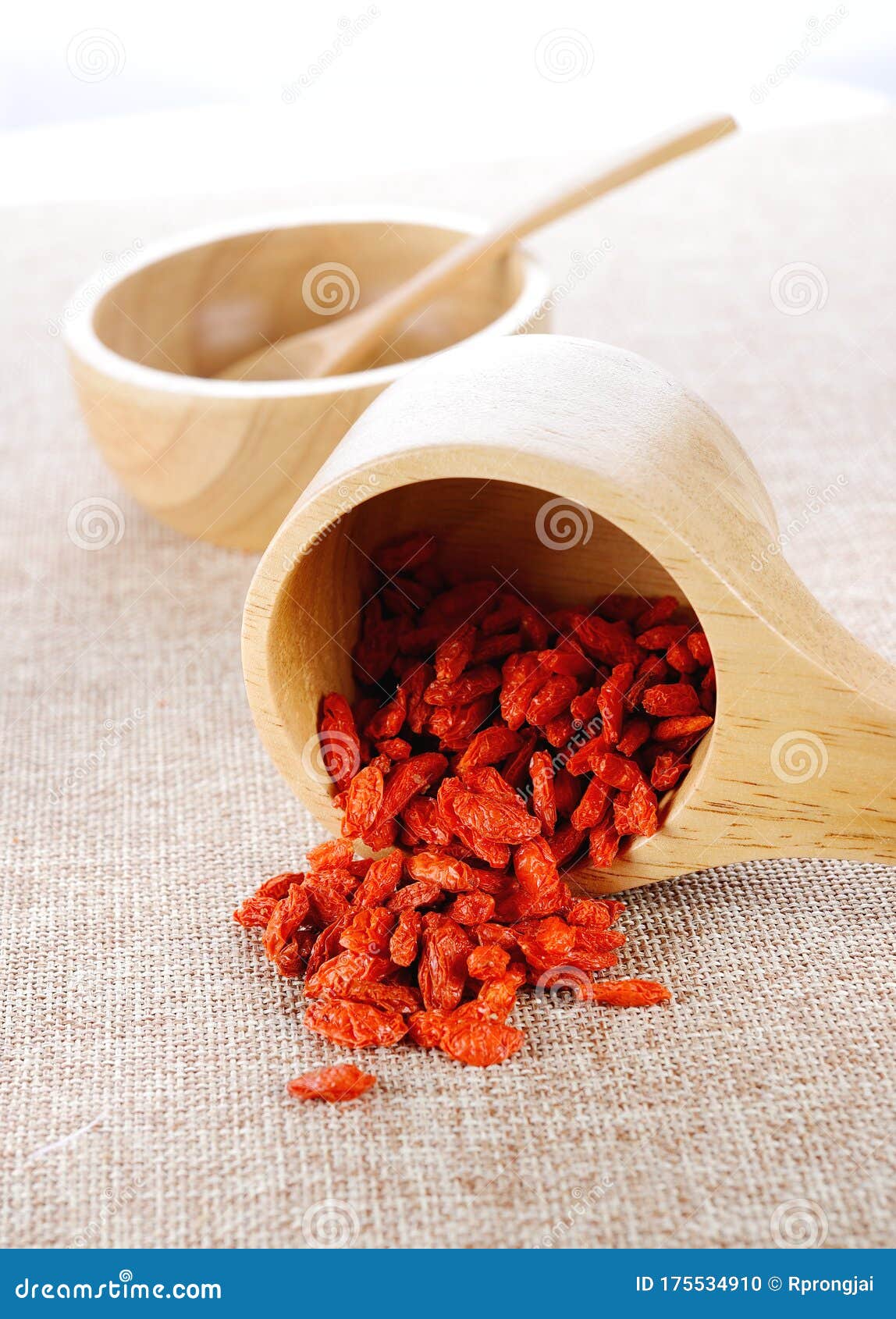 Red Dried Goji Berries Chinese Wolf Berry Stock Photo - Image of ...