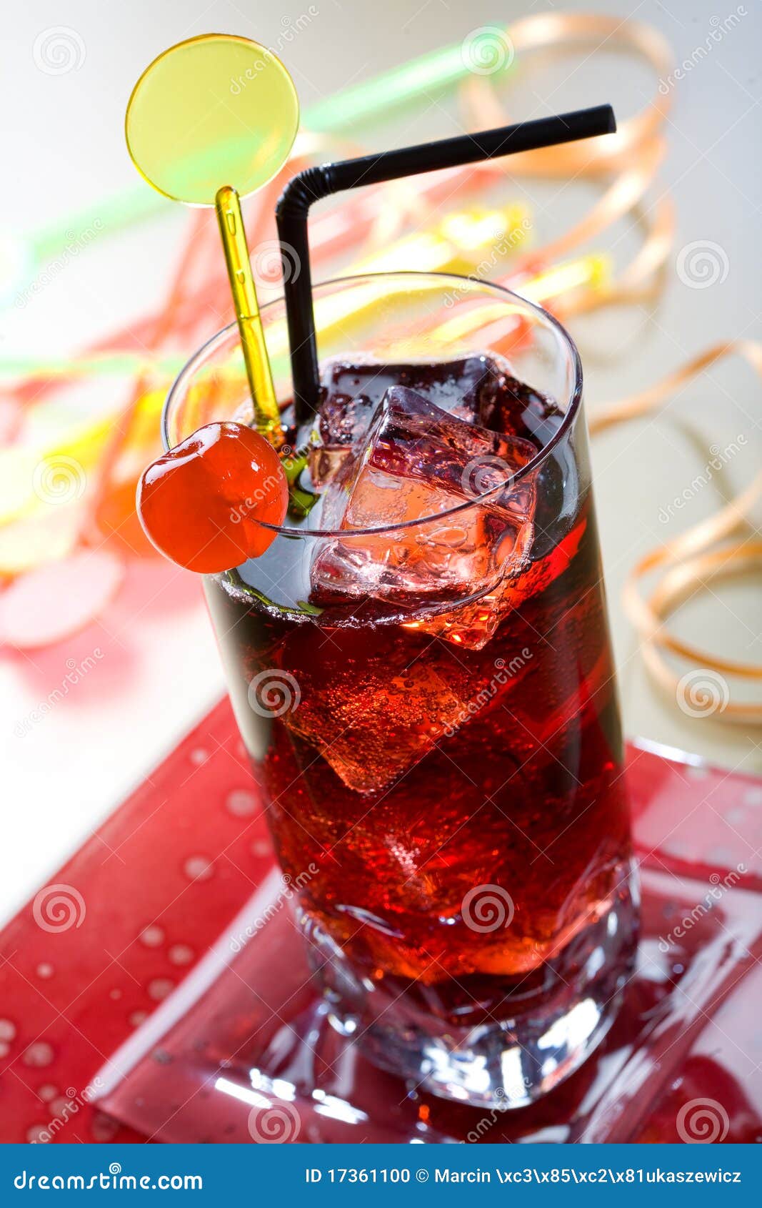 Red drink stock photo. Image of bubble, stirring, alcohol - 17361100