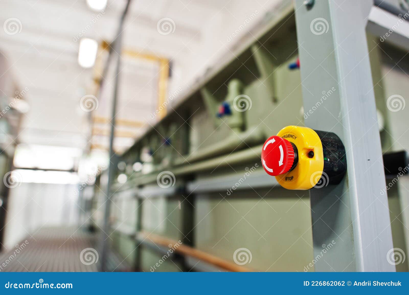 Red Emergency Button or Stop Button for Industrial Machine, Emergency ...