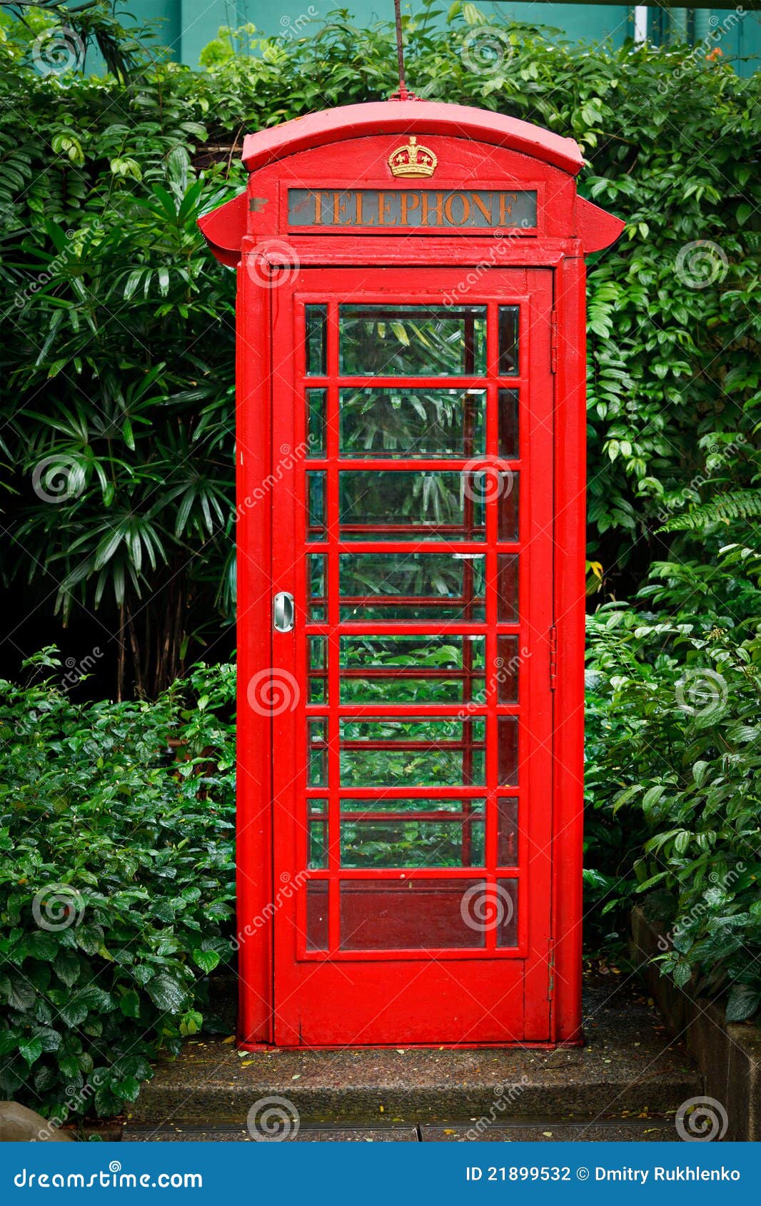 Red English Telephone Booth Stock Photo - Image of business, light ...