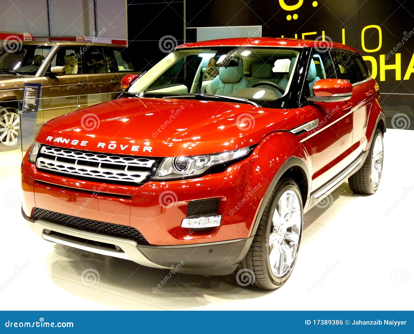 Red Evoque Range Rover editorial photo. Image of business - 17389386