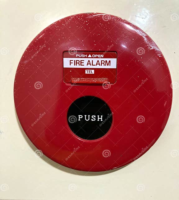 Manual Push Button Fire Alarm Stock Image - Image of hazard, activate ...