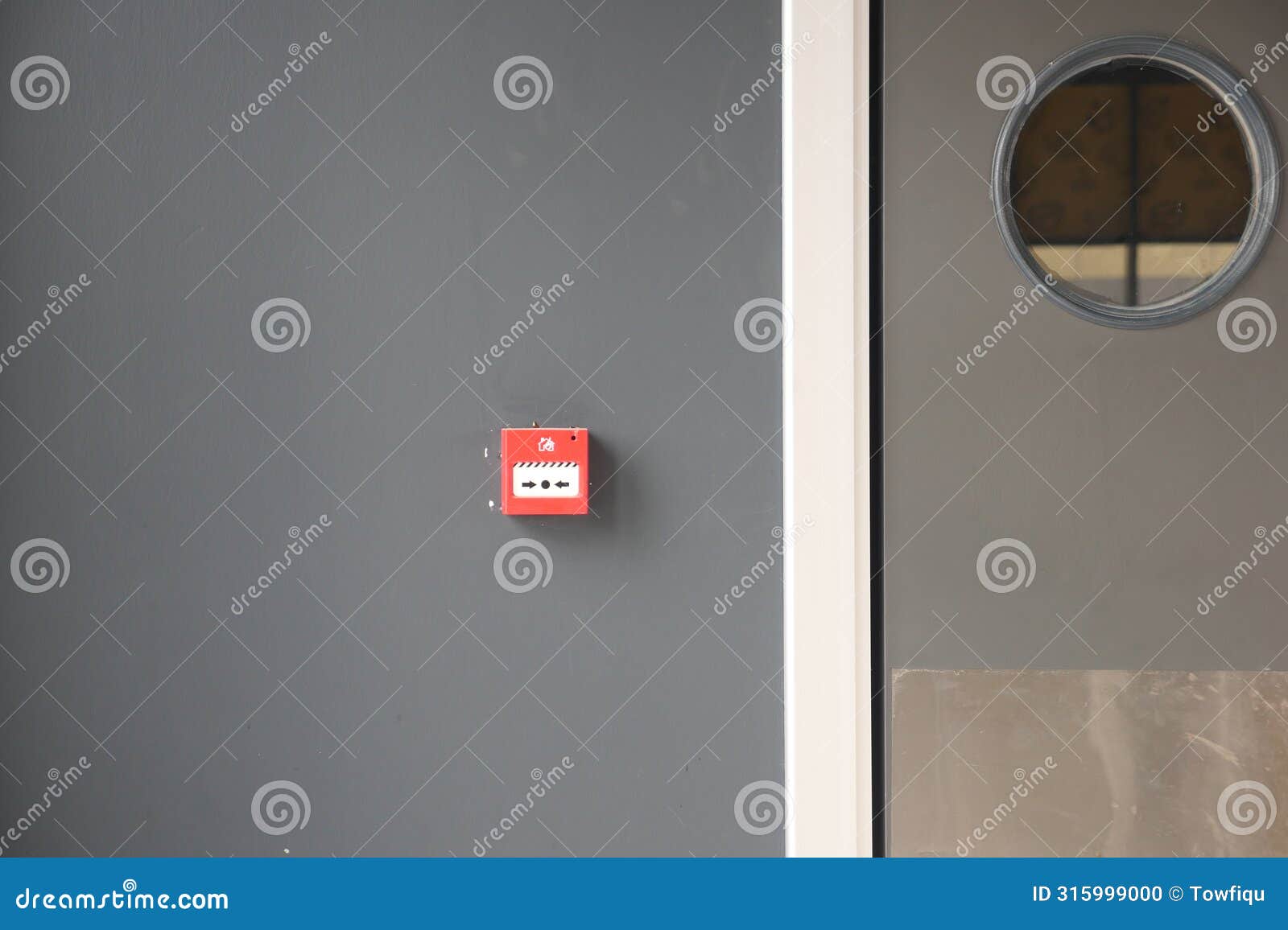 Red Fire Alarm Button on Wall , Stock Photo - Image of pull, help ...