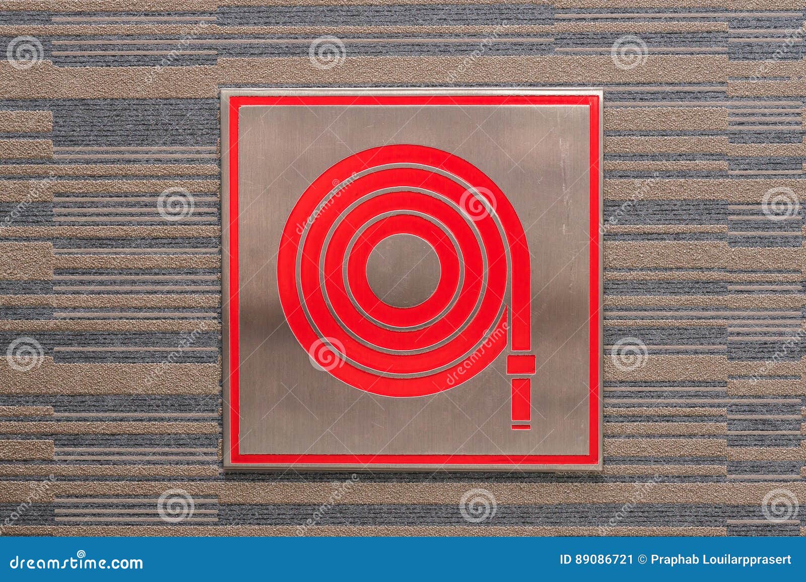 Red fire hydrant plug sign stock image. Image of brigate - 89086721