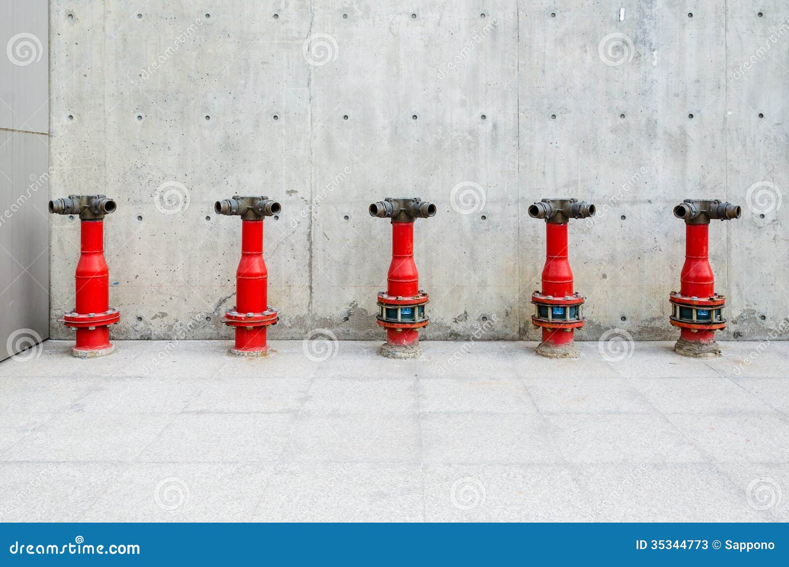 Red fire hydrants stock image. Image of city, hydrant - 35344773