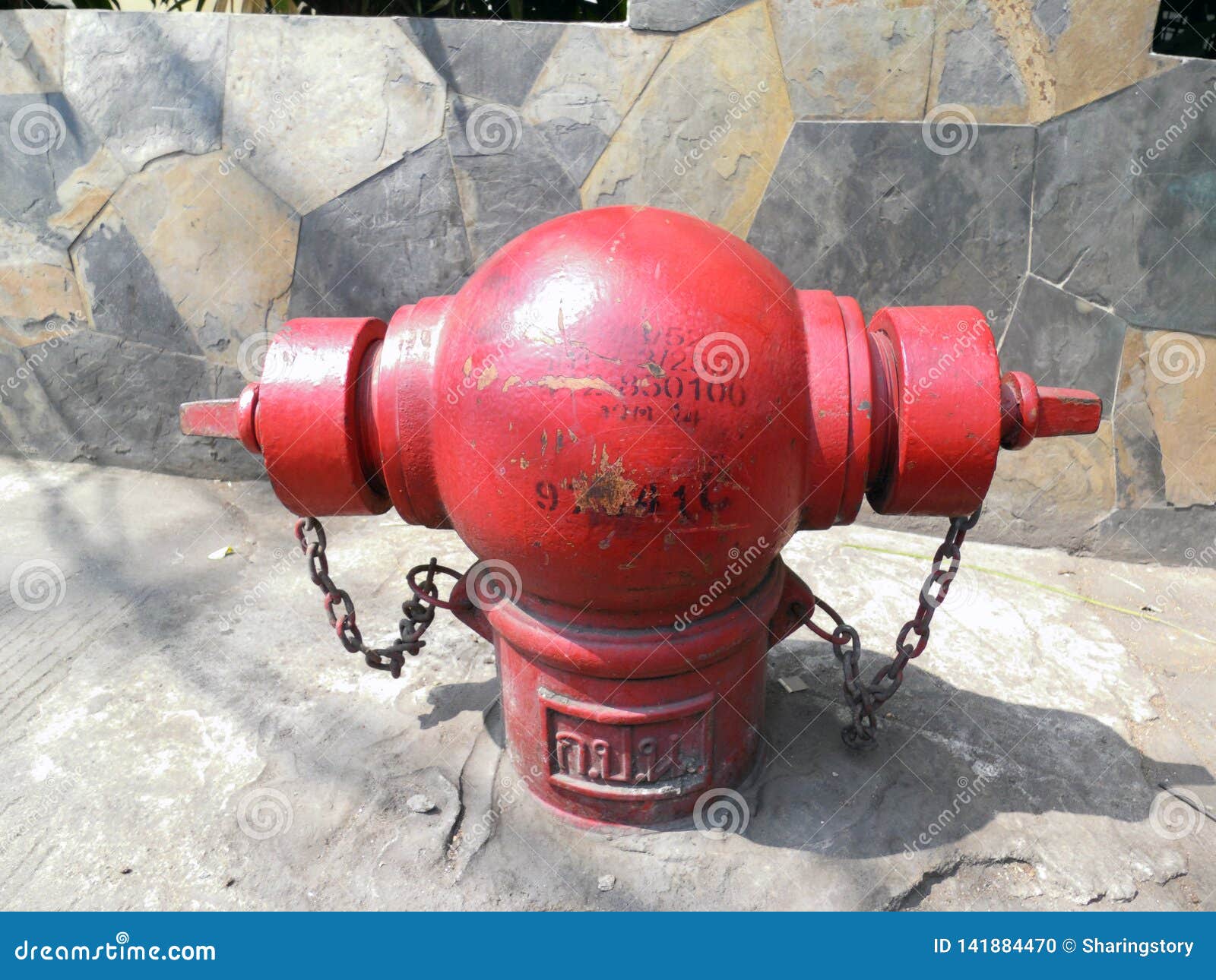 Red fire plug/ fire plug editorial image. Image of emergency - 141884470