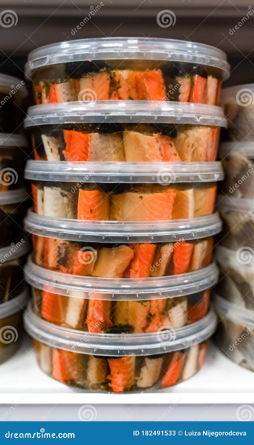Red Fish on a Shelf in a Store Stock Image - Image of ingredient, catch ...