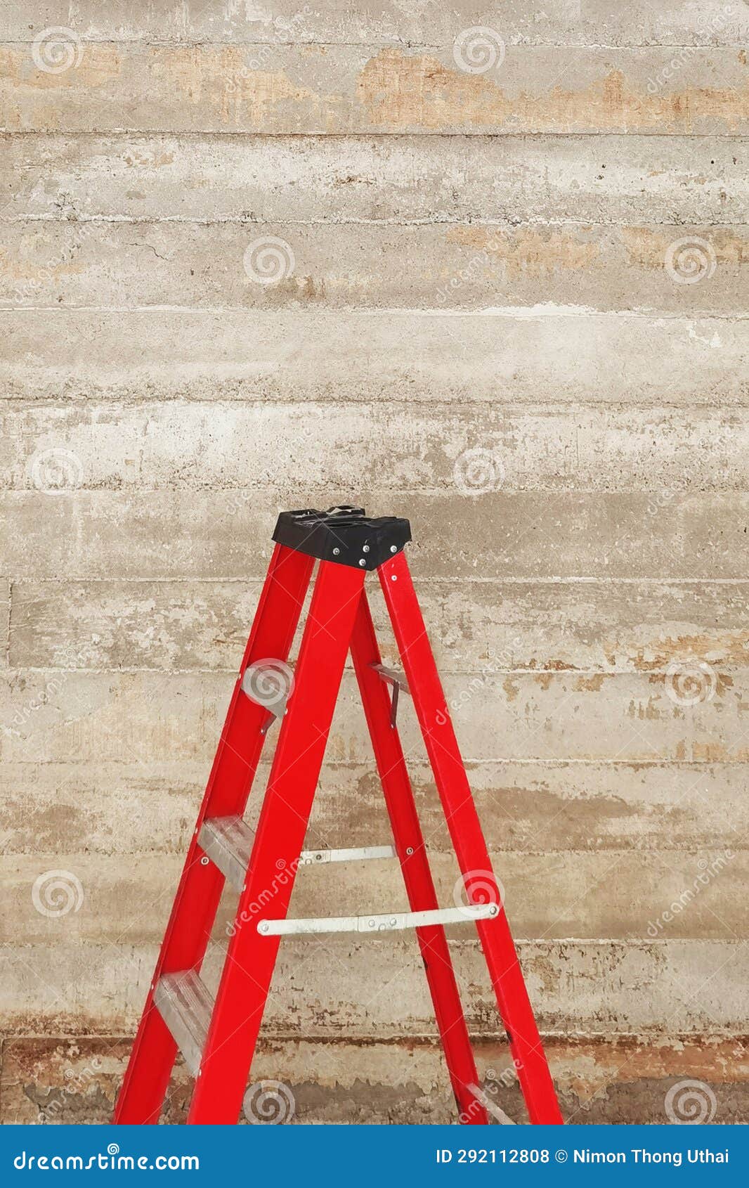 Red Folding Ladder on Concrete Cement Textured Wall Stock Photo - Image ...
