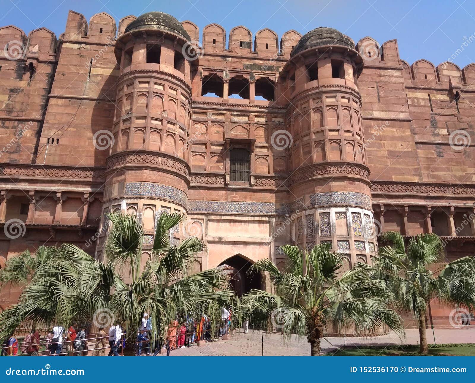 The Red fort of Agra editorial image. Image of wonderful - 152536170