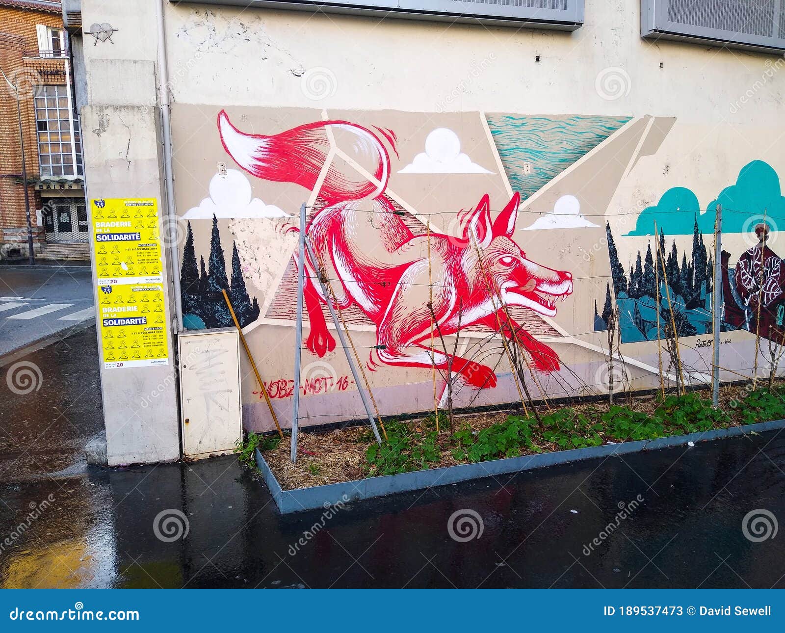 Red Fox Street Art Graffiti on Wall in Paris Editorial Stock Photo ...