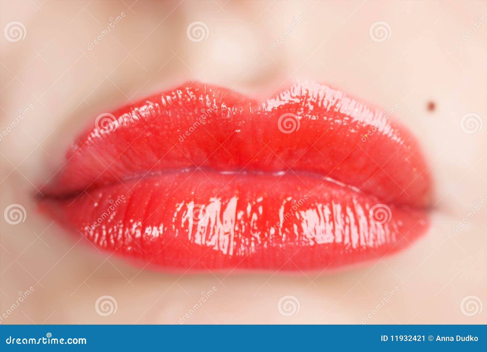 Red gloss lips stock image. Image of sensuality, lipstick - 11932421