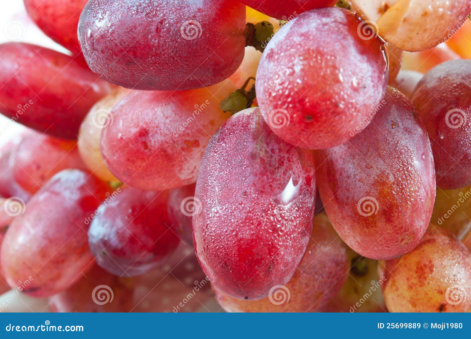 Red grapes stock image. Image of color, meals, bunch - 25699889