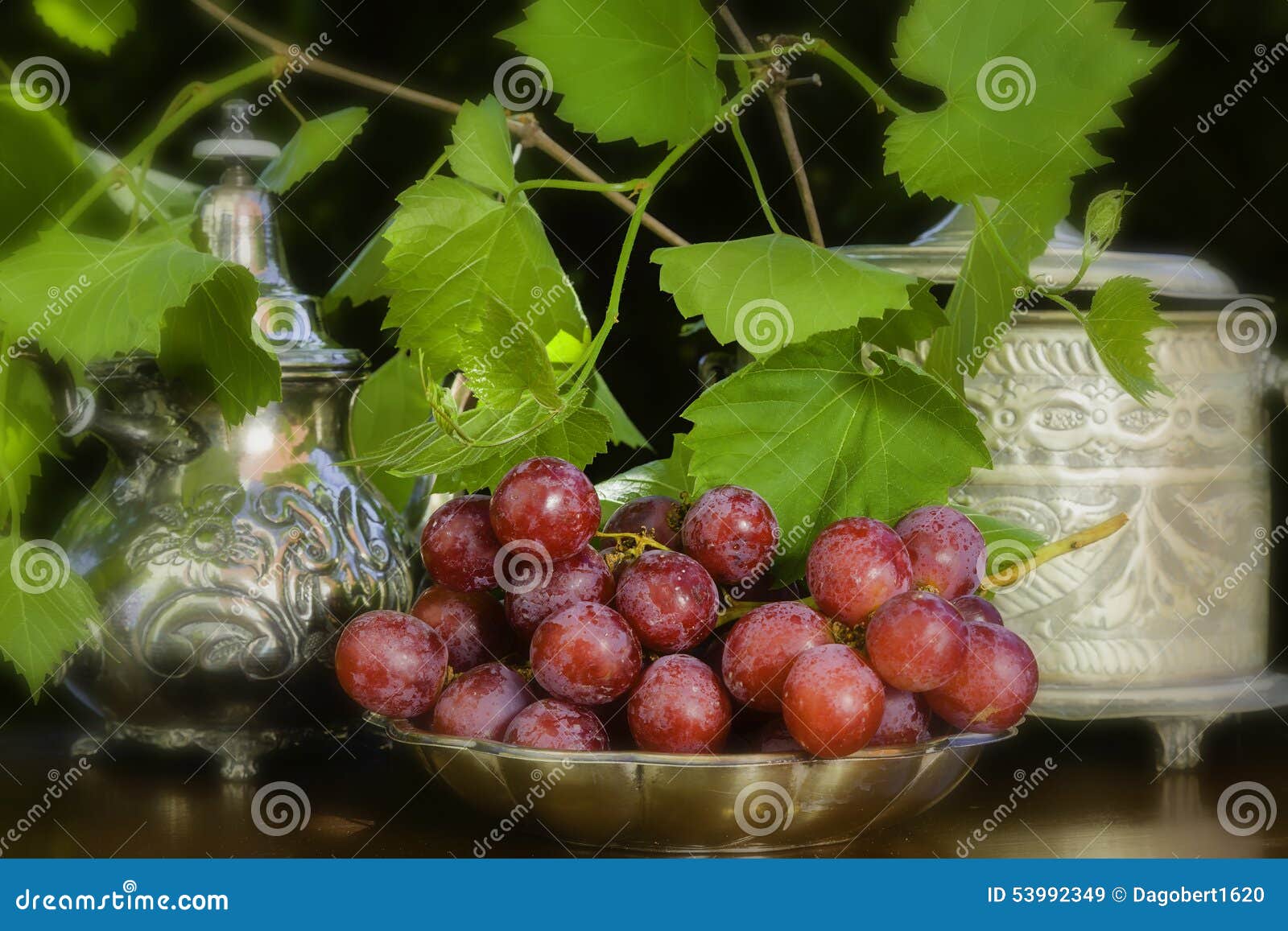 Red Grapes on Arabian Table Stock Image - Image of green, color: 53992349