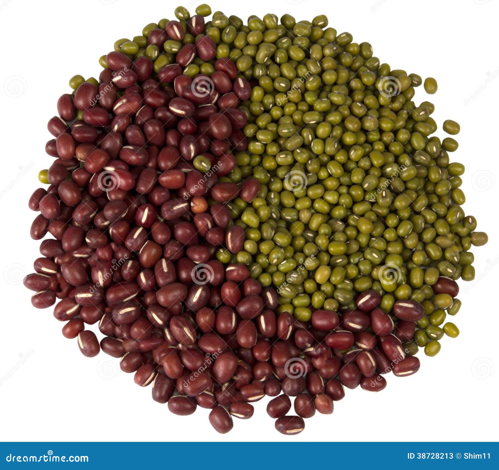 Red and Green Beans Isolated on White Stock Image - Image of natural ...