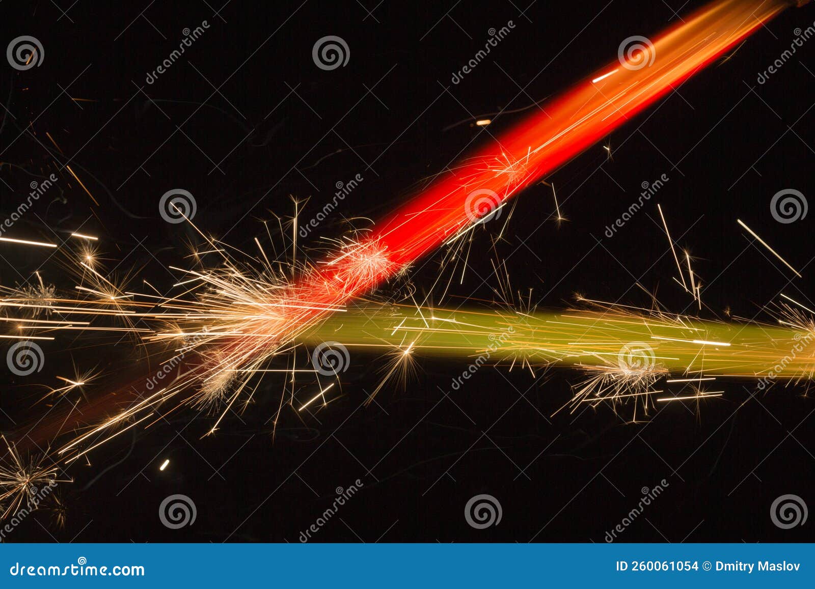 Red and Green Flames Close Up Stock Photo - Image of sparks, glowing ...