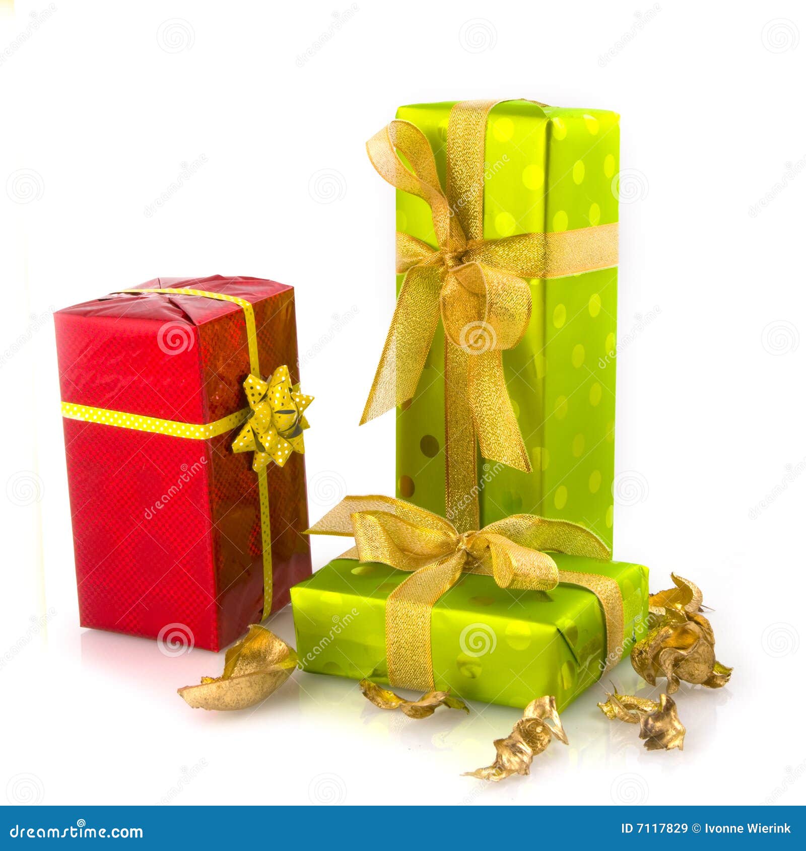 Red and green presents stock image. Image of ribbon, parcel - 7117829