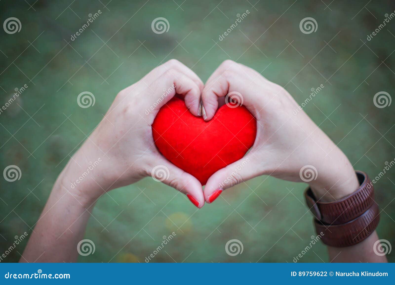 Red heart stock photo. Image of kiss, alone, love, dinner - 89759622