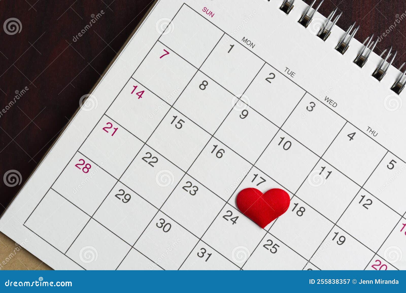 Red Heart Shape on the Date of the 17th Day in the Calendar. Stock ...