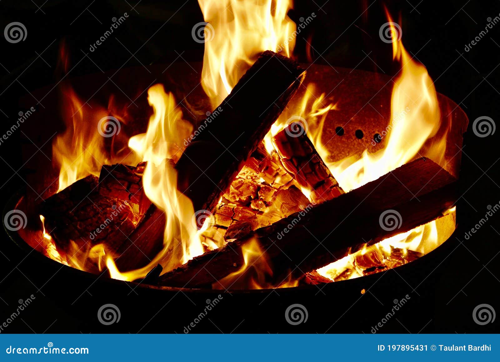 Make fire for the barbecue stock image. Image of wood - 197895431