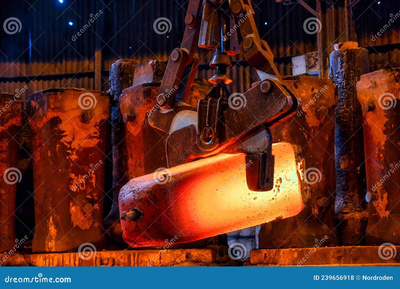 Red-hot Metal Forging, Heavy and Large Billet for Rolled Metal Stock ...