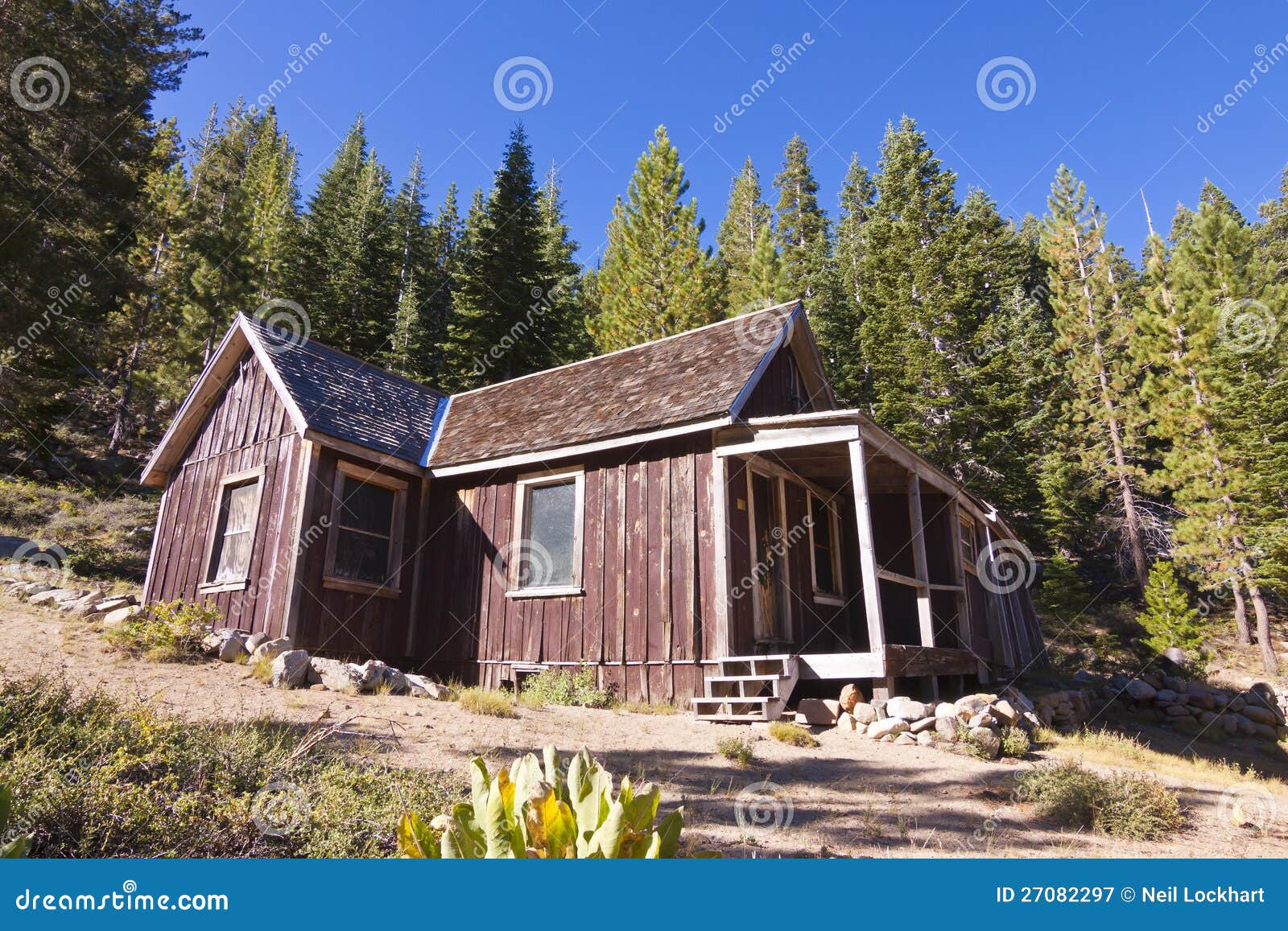 Red House in the Woods stock image. Image of architecture - 27082297