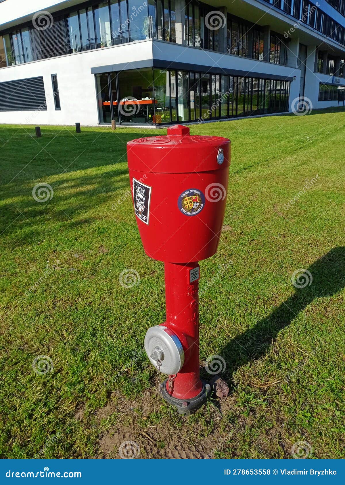Red Hydrant To Extinguish The Fire On The Background Of The Building ...