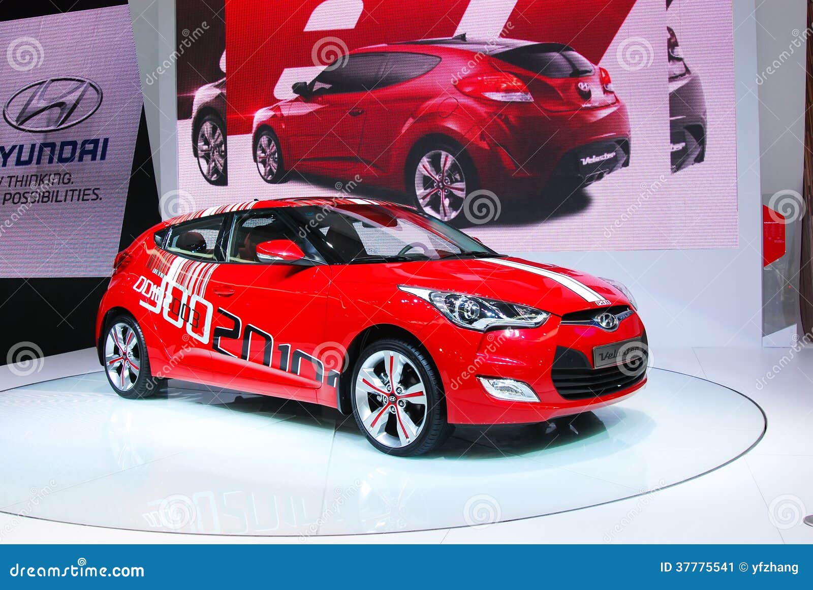 Red Hyundai editorial photo. Image of brown, progress - 37775541