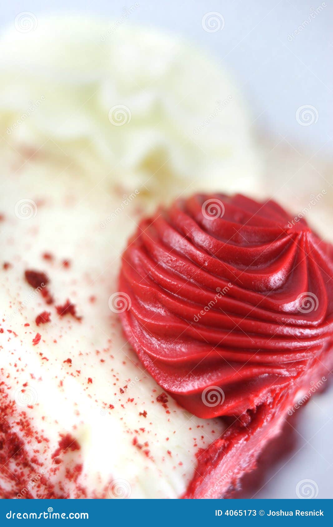 Red icing on cake closeup stock image. Image of velvet - 4065173