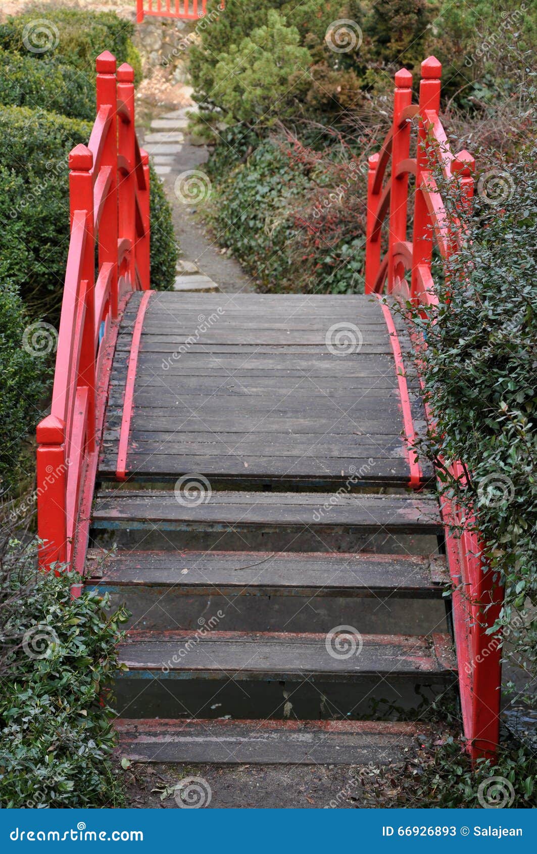 Red Japanese bridge stock image. Image of footpath, decoration - 66926893