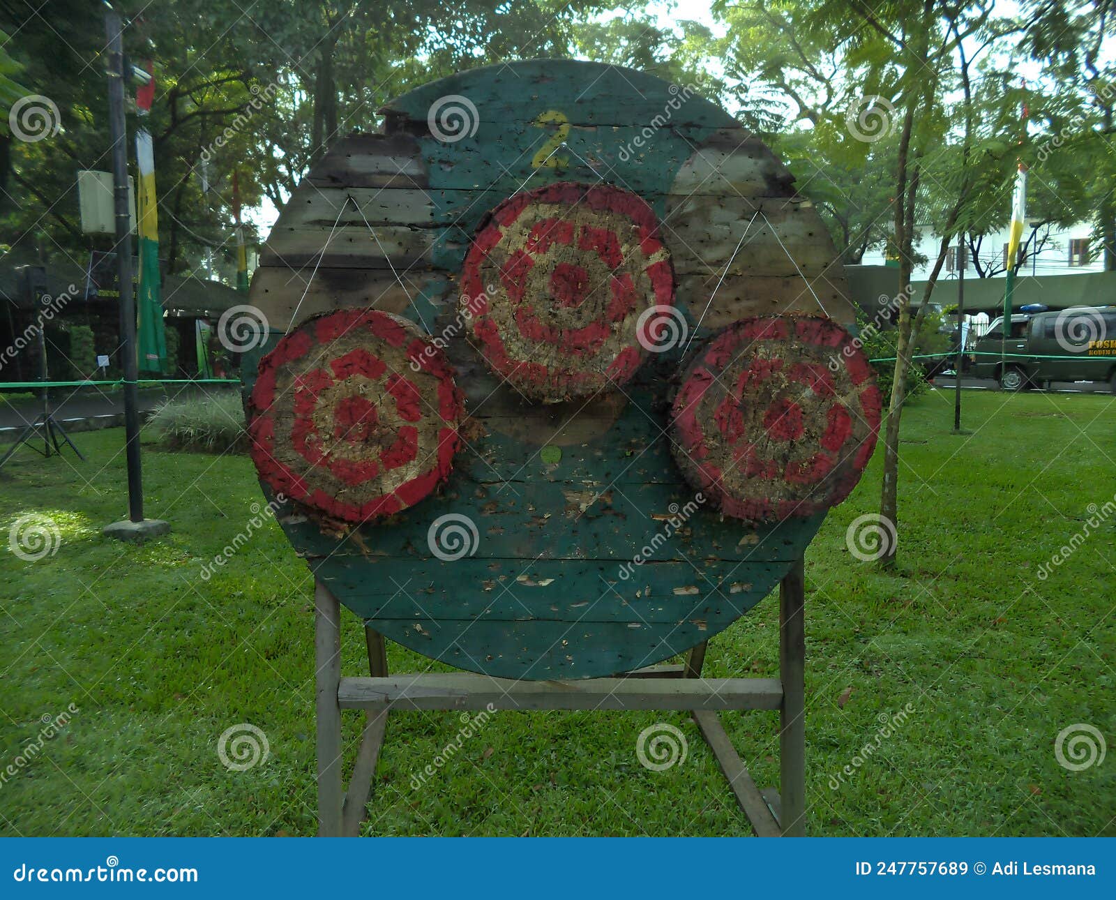 Axe Throwing Target, Hatchet Throwing Bullseye Royalty-Free Stock Image ...