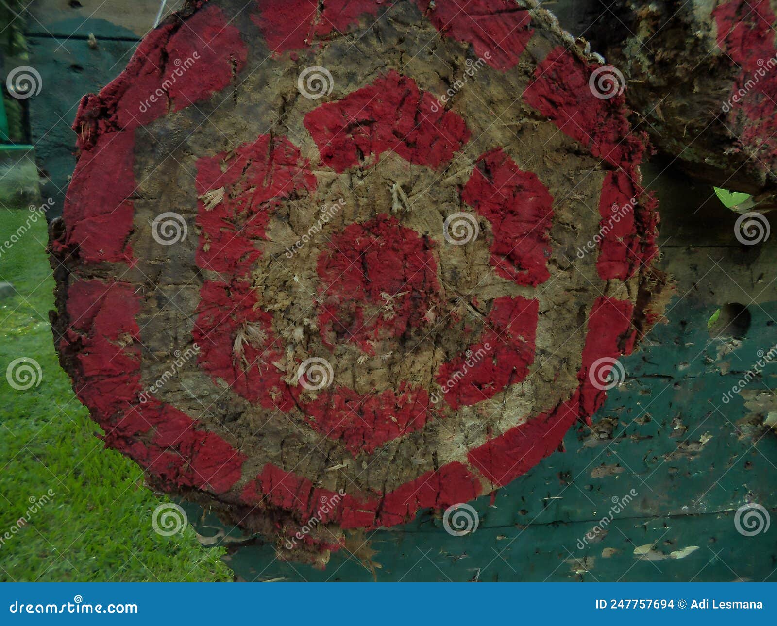 Axe Throwing Target, Hatchet Throwing Bullseye Royalty-Free Stock Image ...