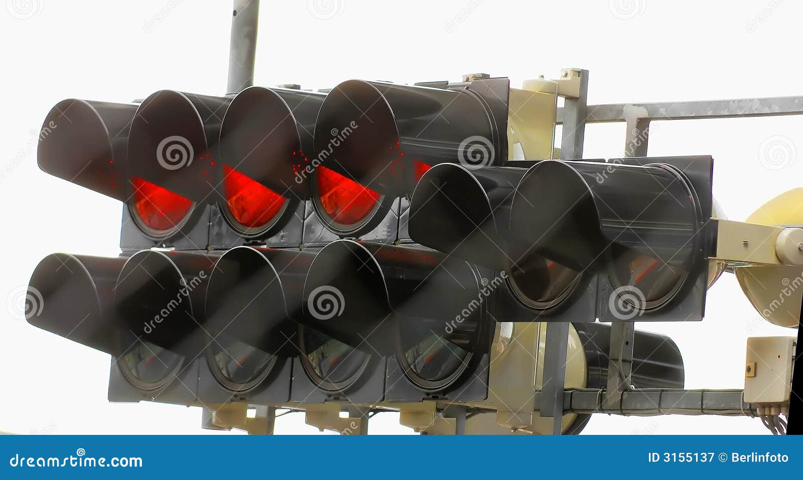 Red lights at race track stock image. Image of light, stoplight - 3155137