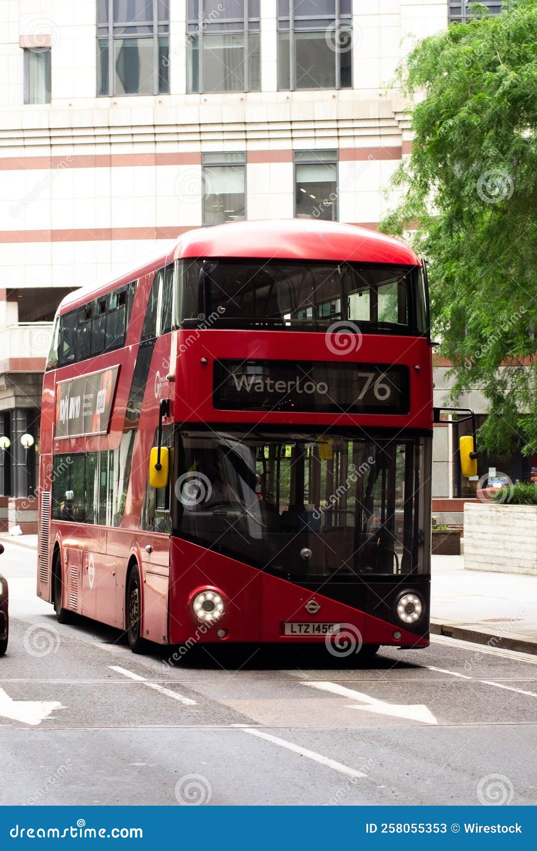 Red London Double Decker Buss Editorial Stock Photo - Image of united ...