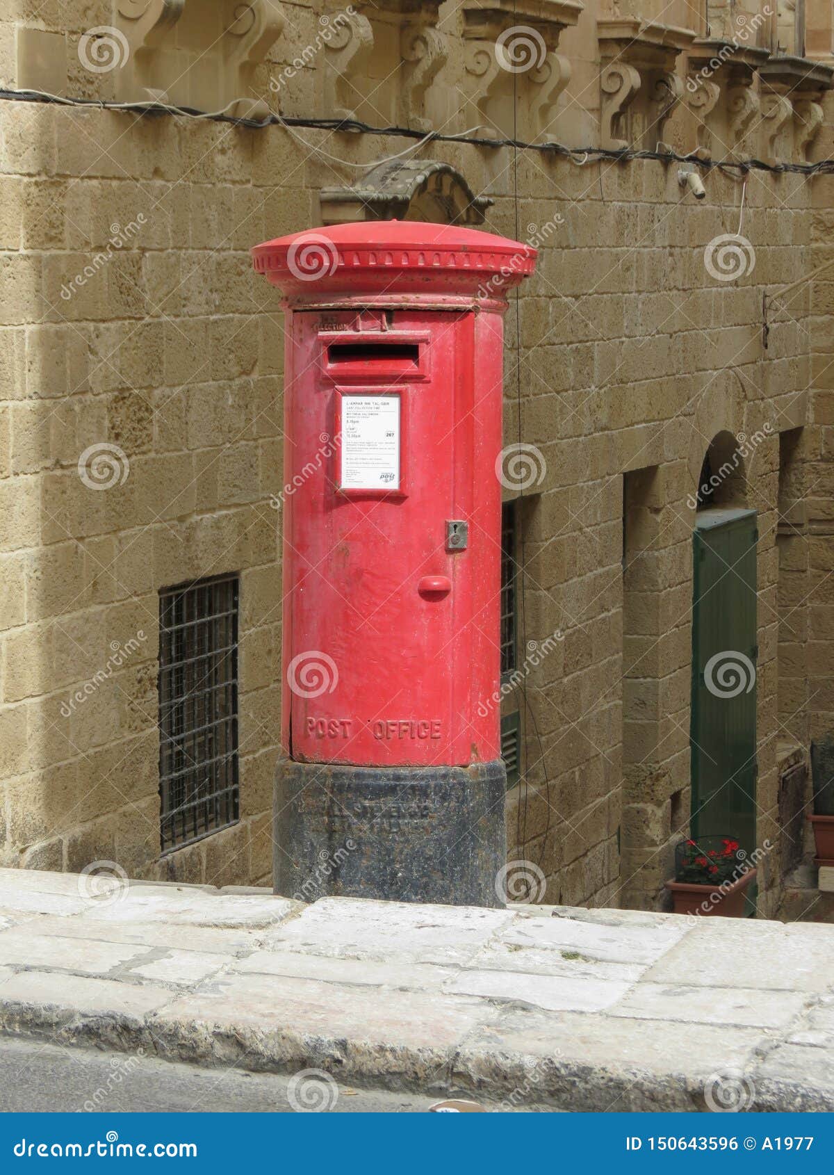 Red mail pillar box editorial photo. Image of post, street - 150643596