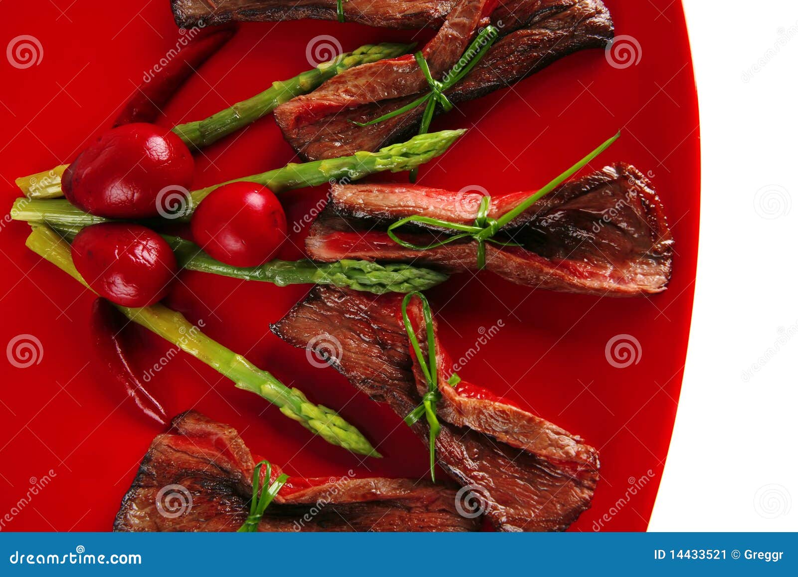 Red Meat Slices and Vegetables Stock Image - Image of green, juicy ...