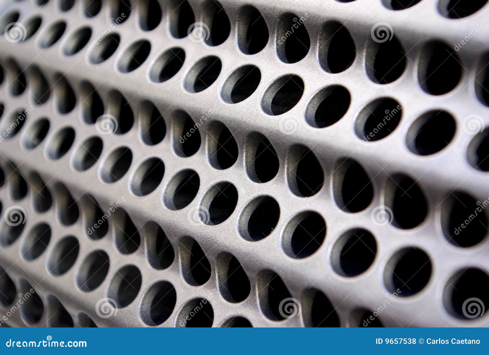 Red metálica foto de archivo. Imagen de liso, brillo, acero - 9657538