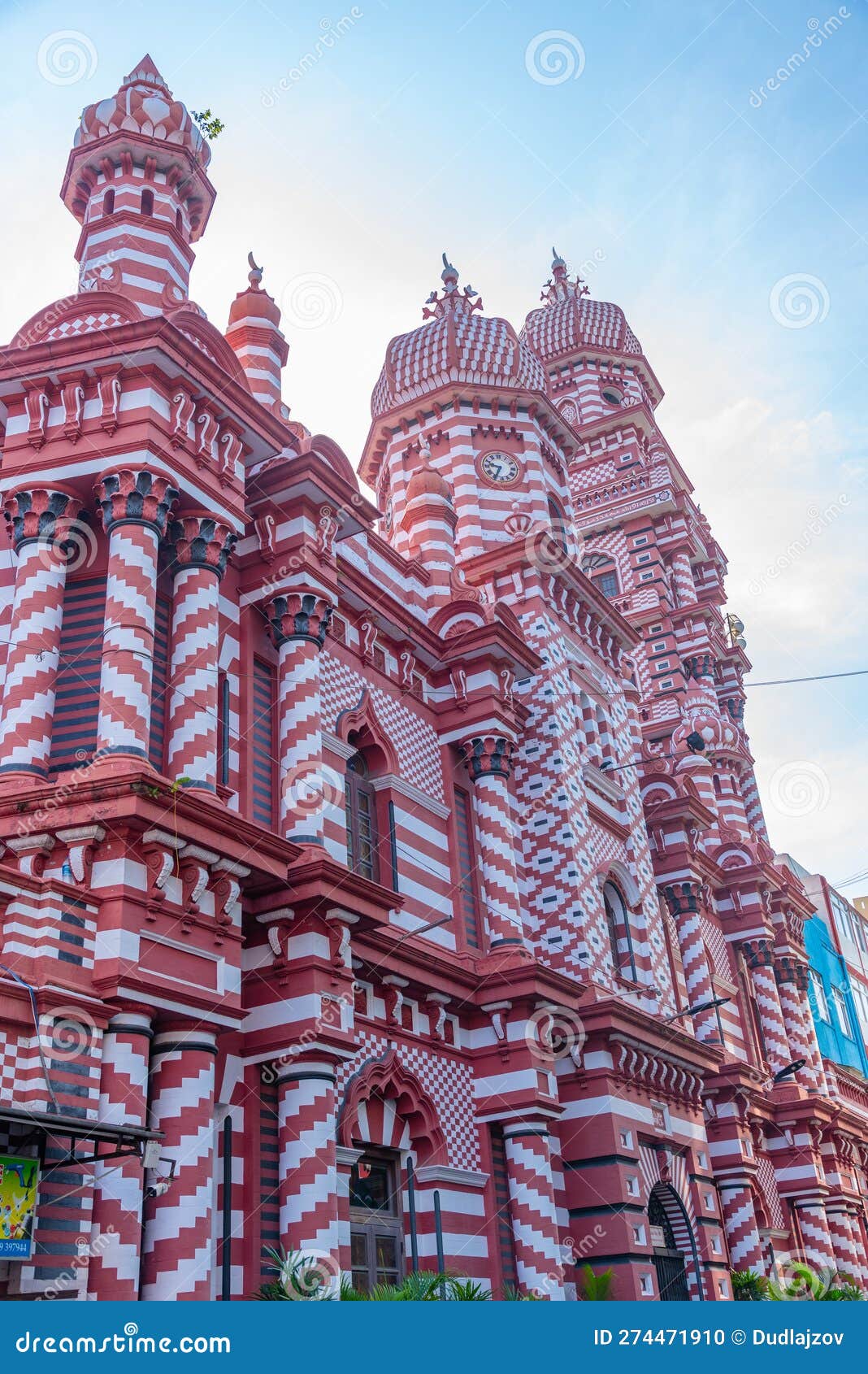 Red Mosque in Colombo, Sri Lanka Stock Photo - Image of center, temple ...