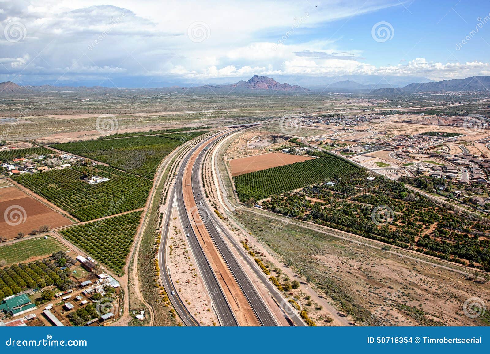 Red Mountain Freeway stock photo. Image of orchards, elevated - 50718354