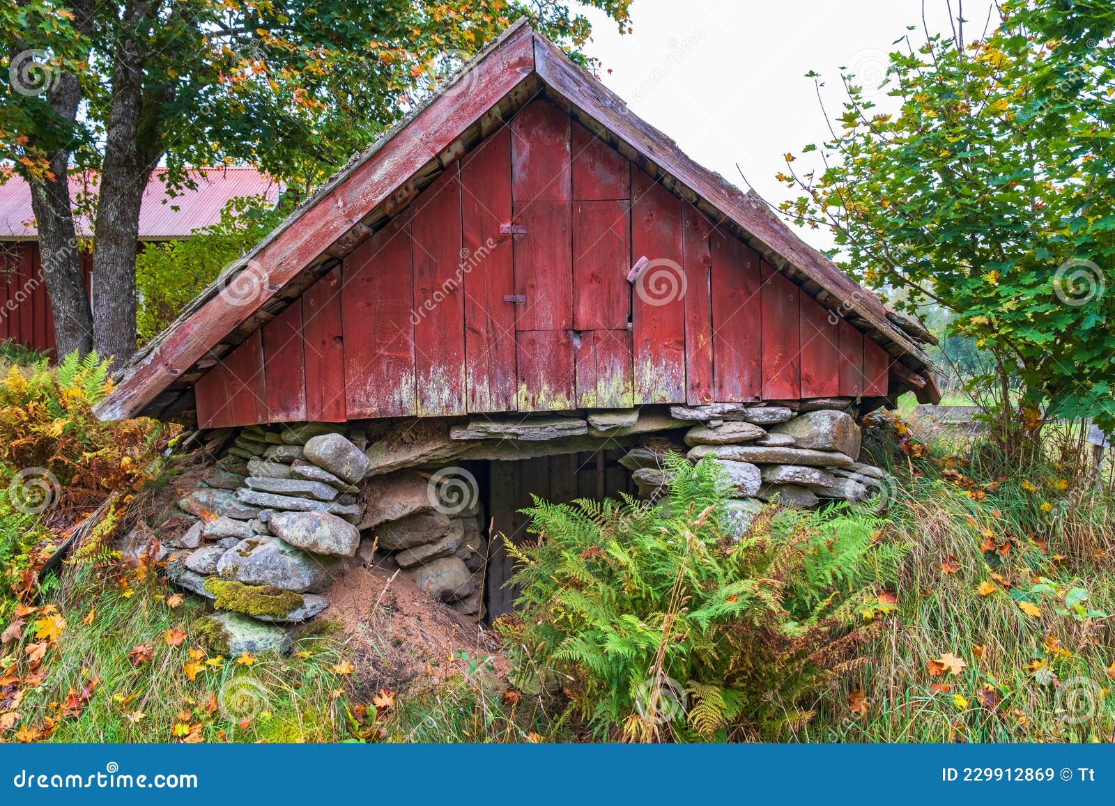 Red Old Root Cellar at the Country Stock Image - Image of farm, cellar ...