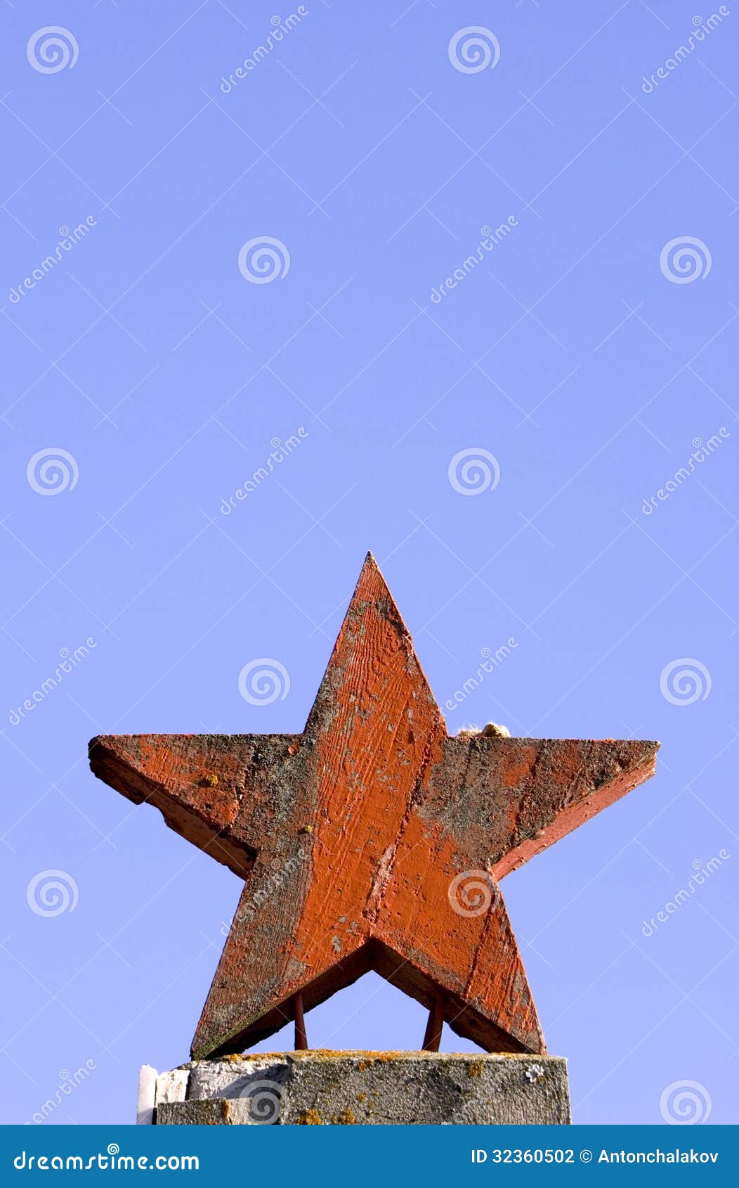 Red old star stock photo. Image of rust, rotting, rusty - 32360502