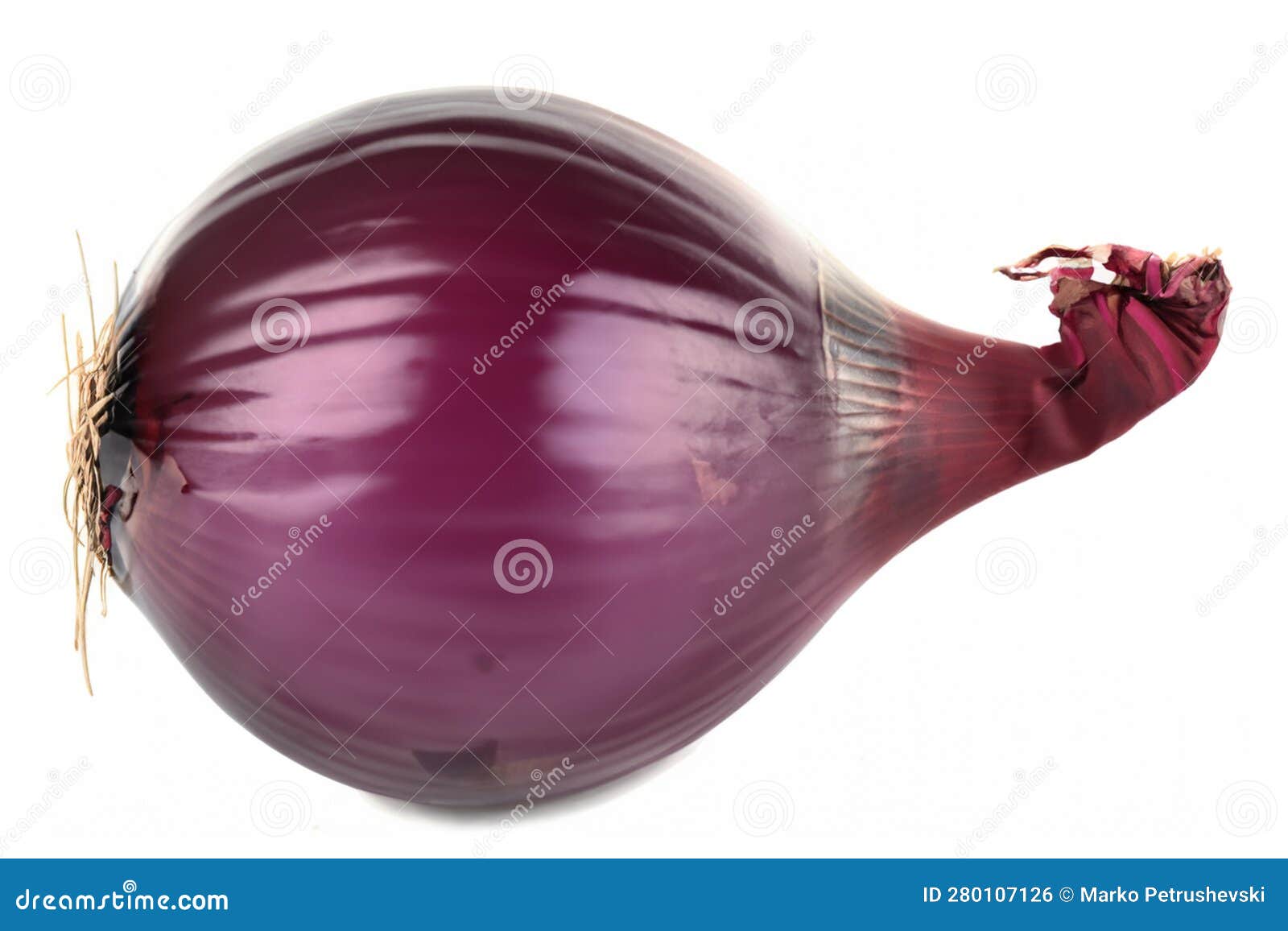 Red Onion Isolated on White Background Stock Photo - Image of ...