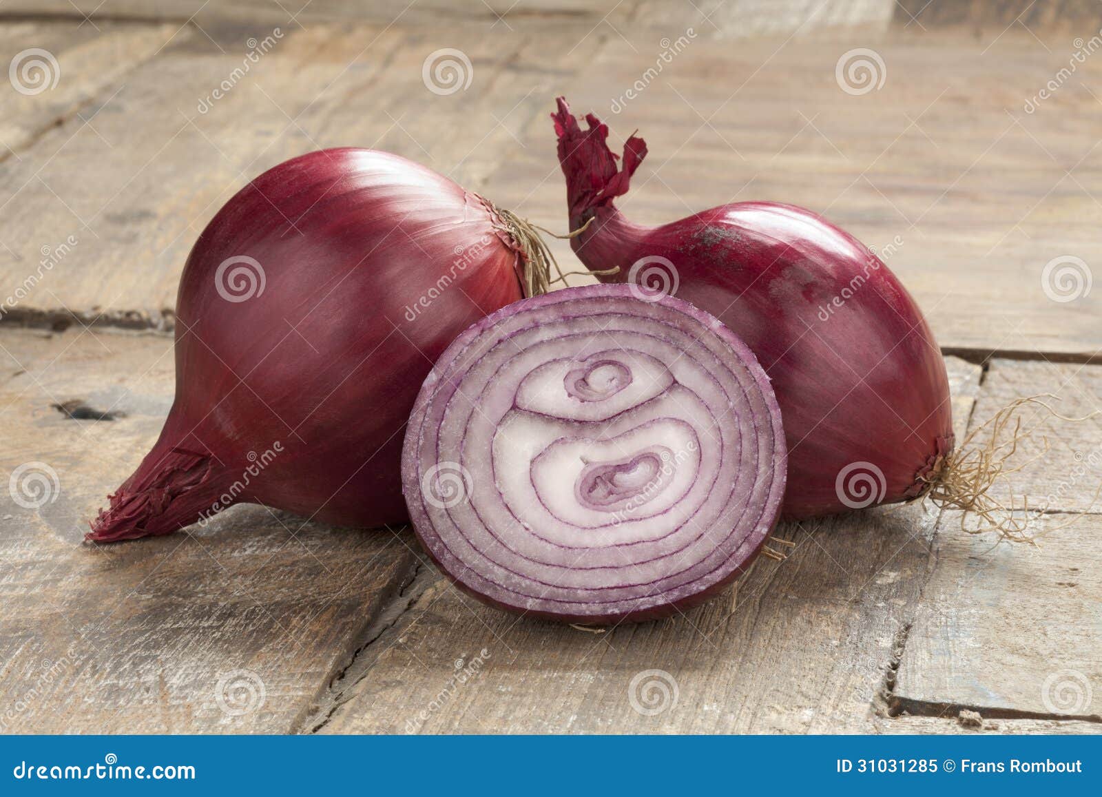 Red onions stock image. Image of structure, vegetable - 31031285