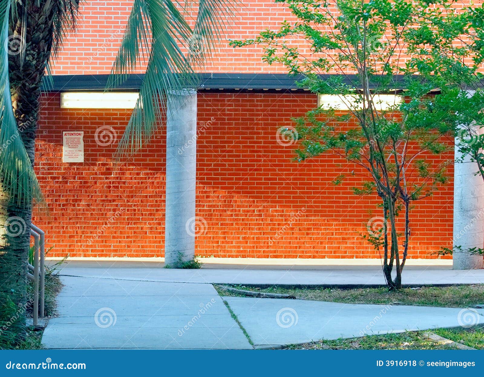 900 Red Brick Wall Columns Stock Photos - Free & Royalty-Free Stock ...